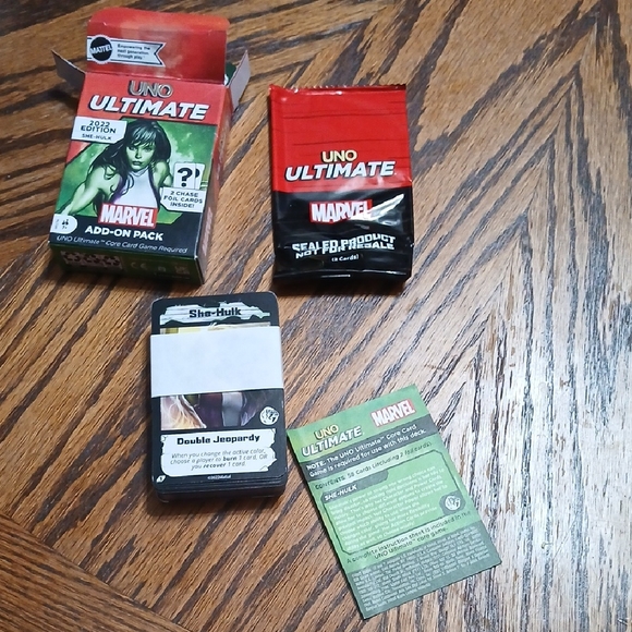 Marvel | Toys | Marvel Uno Ultimate Card Set With Red And Green Accents ...